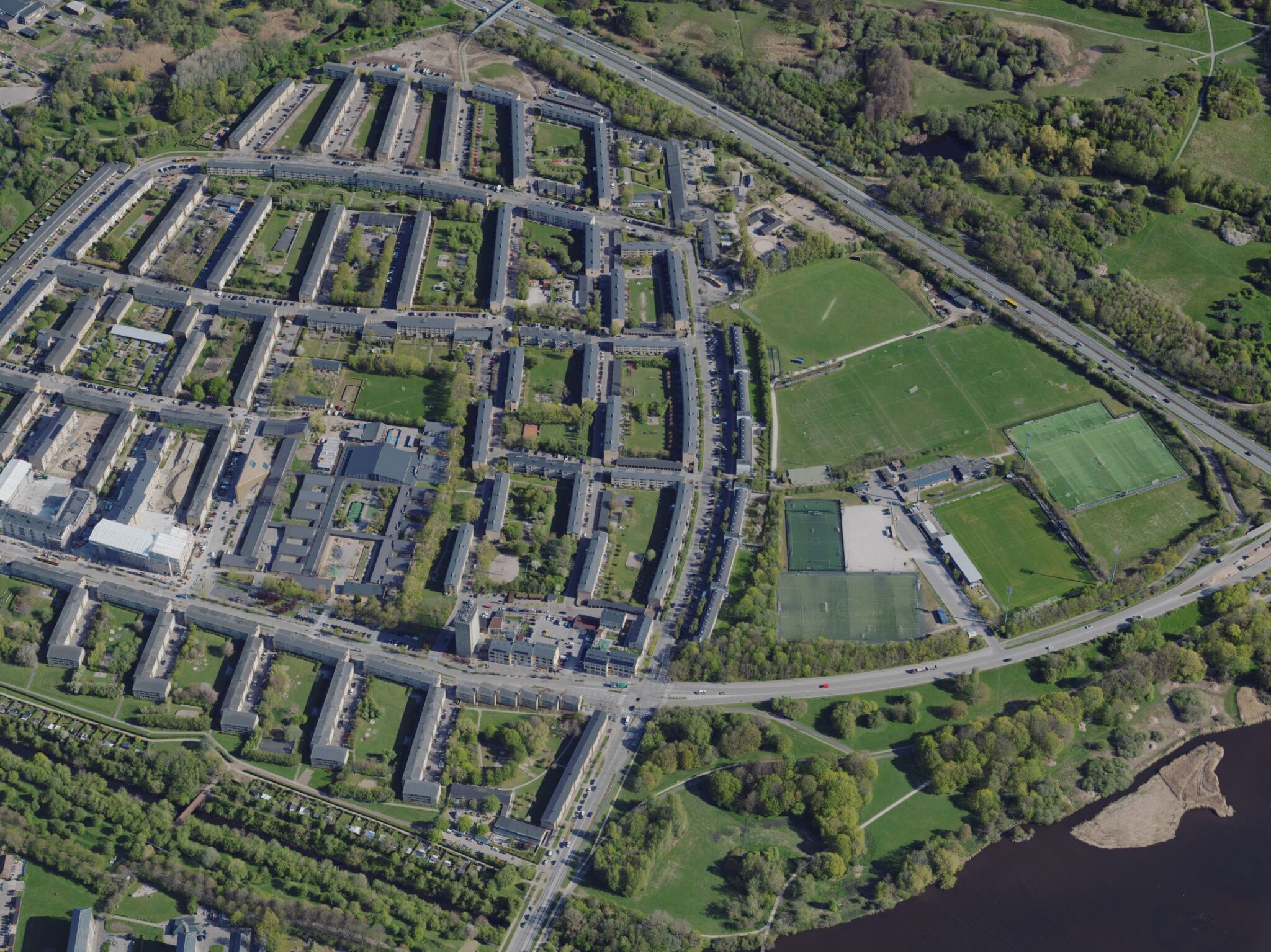 Multihal i Tingbjerg - A.P. Møller Fonden
